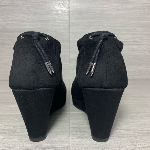 CL by Chinese Laundry | Shoes | Clby Laundry Va Sleek Uncle Bootie ...